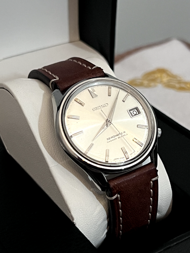 Seiko Seikomatic-R Dolphin 8305 0021 White Dial Date 30 Jewels ...