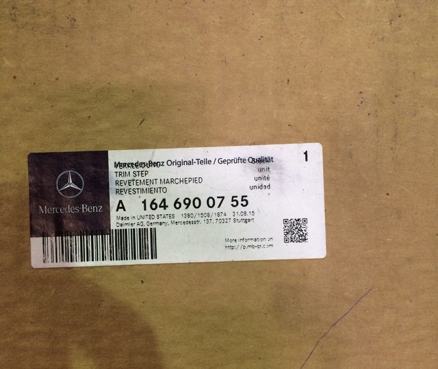 OEM Mercedes-Benz Gl320 Gl350 Gl450 Side Step Molding 1646900755 for ...