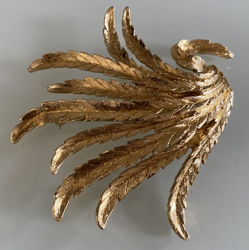 Vintage gold plated brooch pin leaf shape | eBay
