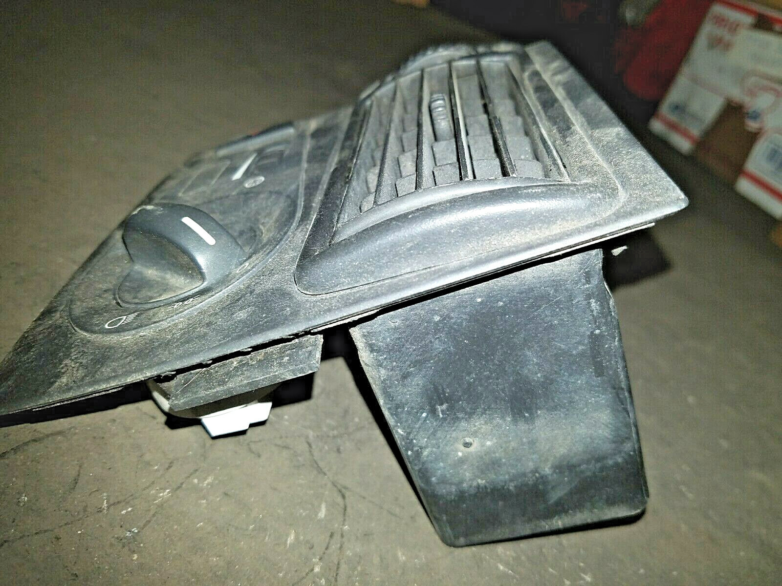 Volvo Headlight Dimmer Switch 20953578-P07 + Vent 3175581 | eBay