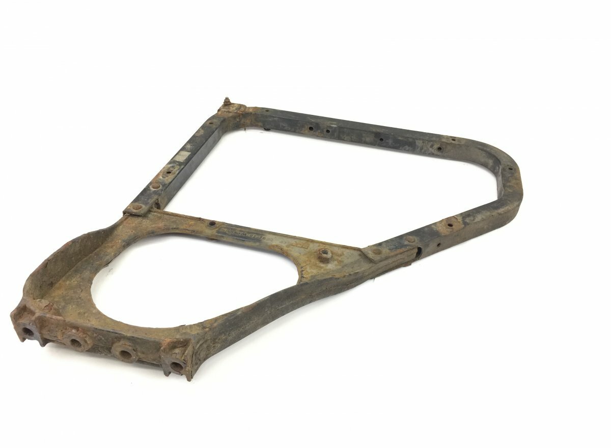 20535535 20493931 20377786 Mudguard Bracket For VOLVO FH FM Truck Lorry ...