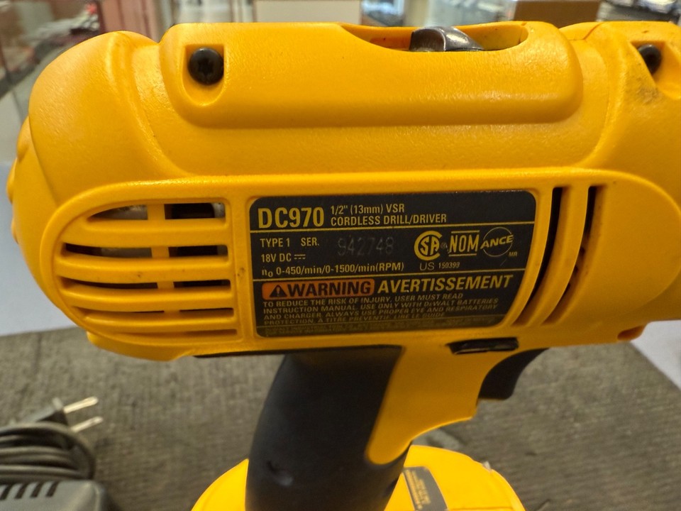 DeWALT DC970 1/2" VSR 18V Cordless Drill Driver- battery, bag, charger ...