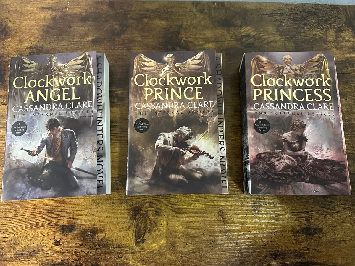 Clockwork Princess Inside Cover