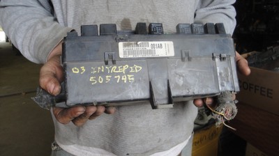 00 01 02 03 04 Dodge Intrepid Concorde 300M Engine Fuse Box Panel | eBay