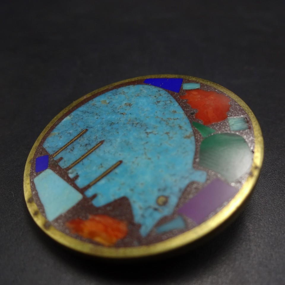 Andrew Shows & Turza Wells HAND CARVED BEAR INLAY PIN/BROOCH set in ...