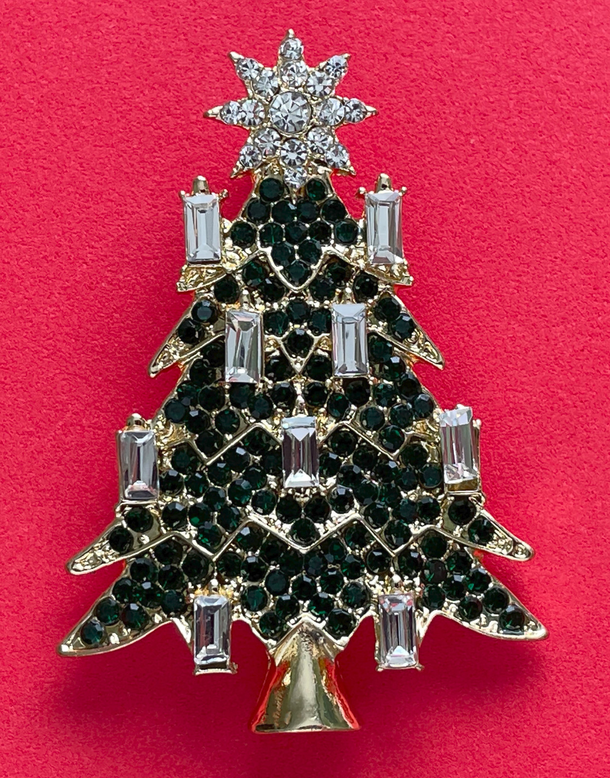 VINTAGE CHRISTMAS TREE PIN BROOCH GREEN RHINESTONES C… - Gem