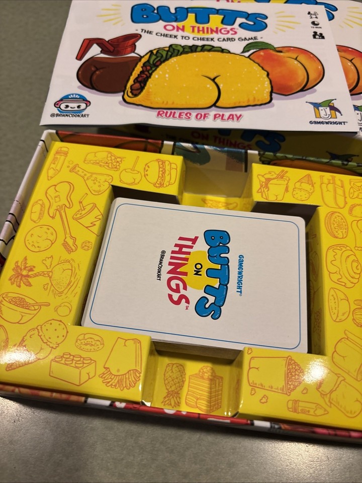 15) Butts on Things - The Cheek to Cheek Card Game Box - Gamewright ...