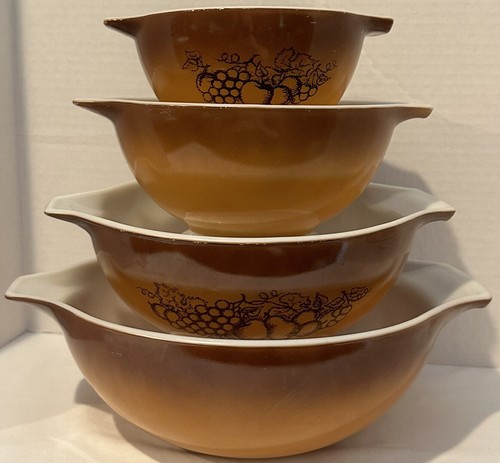 Vintage PYREX Set 4 Old Orchard Ovenware USA Cinderella Nesting Mixing ...