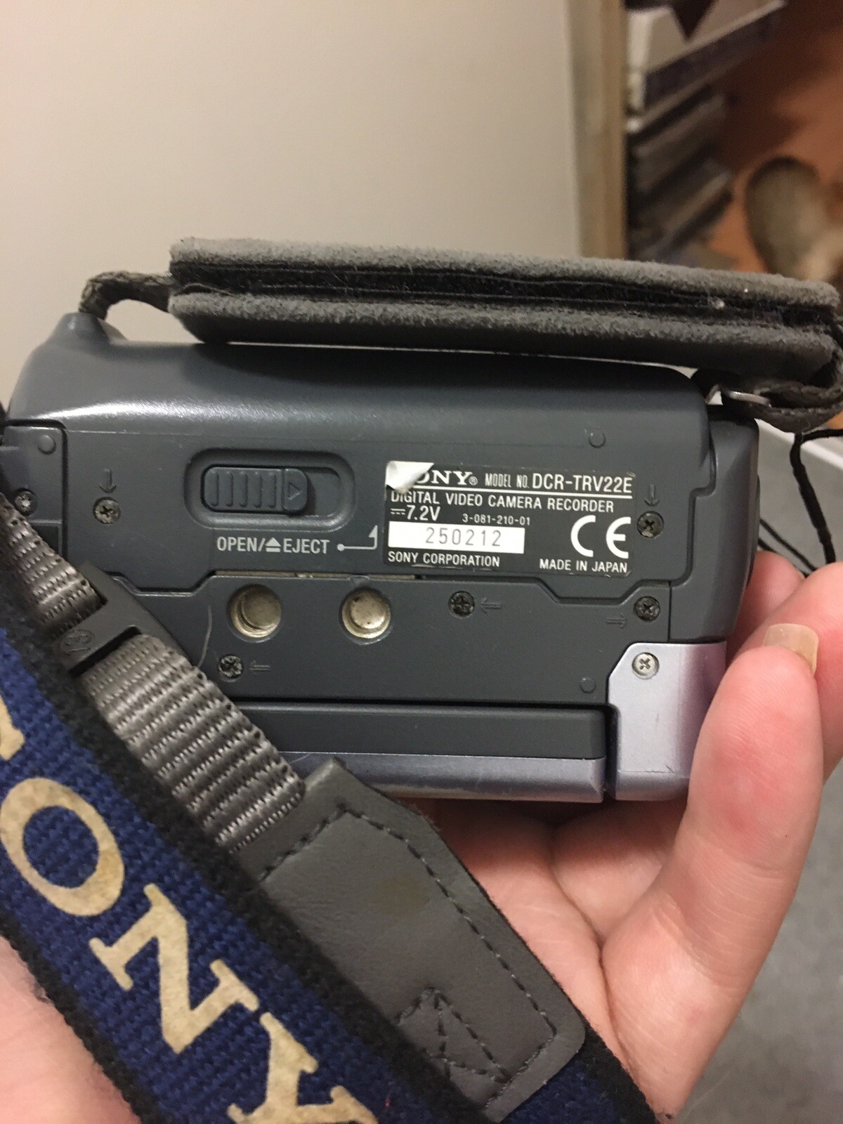 Sony DCR-TRV22E 8 MB Camcorder for sale online | eBay