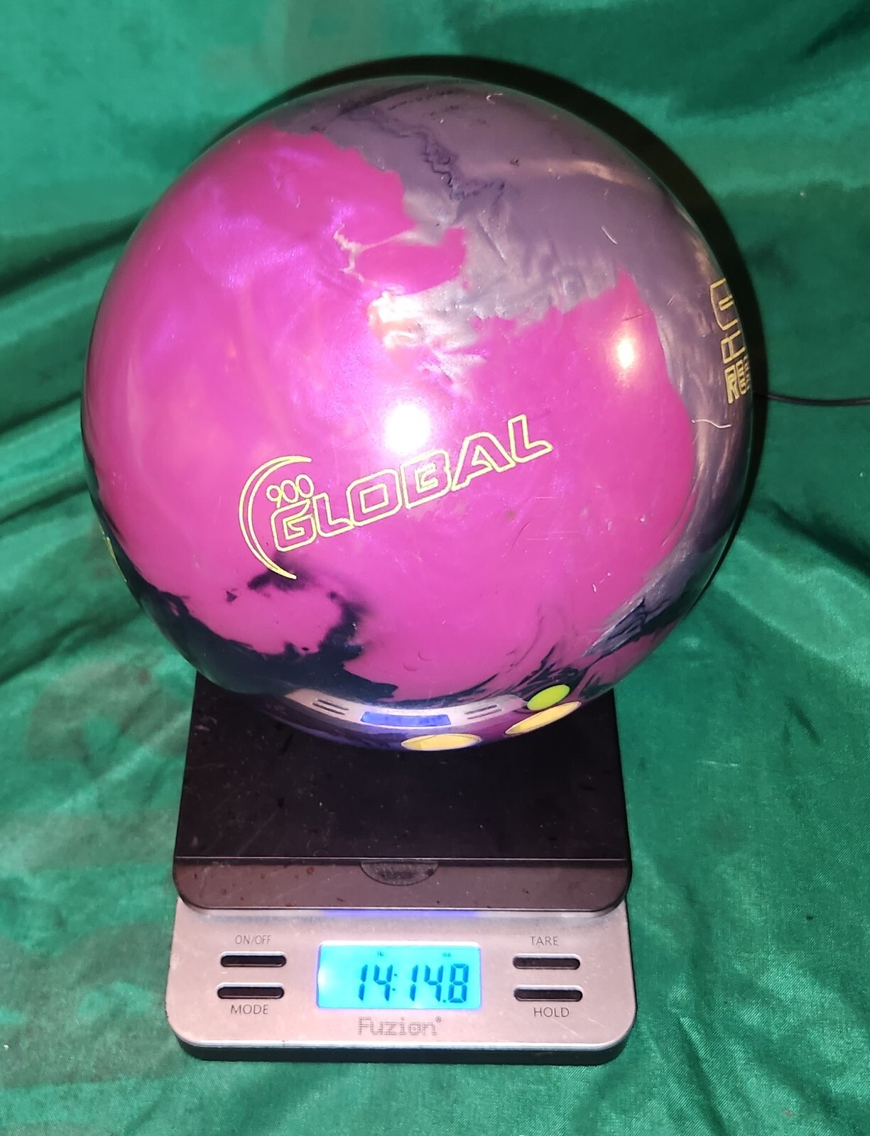 900 Global Eternity Bowling Ball 15 lbs Preowned Span 4 1/4 Inches | eBay