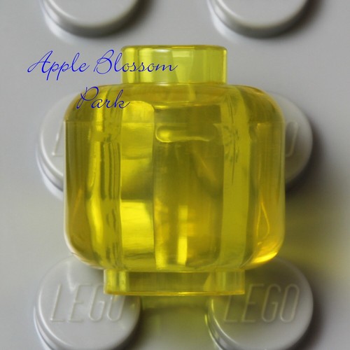 NEW Lego TRANS YELLOW MINIFIG HEAD - Plain Translucent Alien Lamp Torch ...