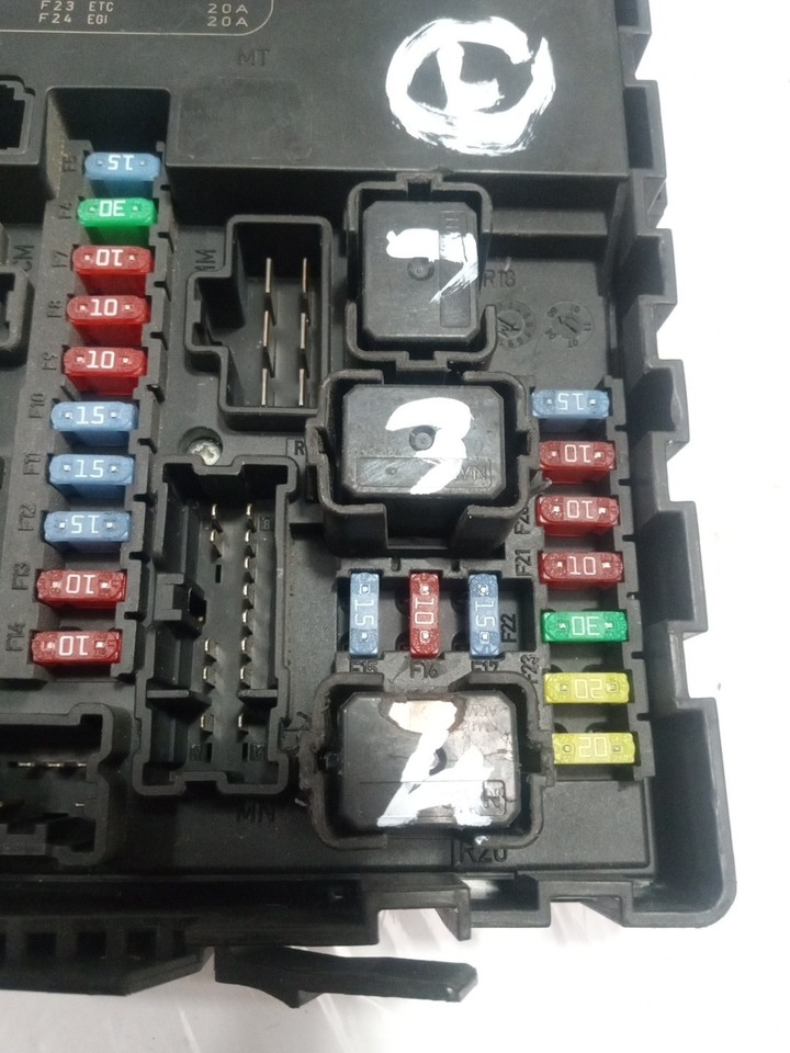 284B7ZE03A 2009-15 NISSAN ARMADA TITAN PATHFINDER IPDM BCM Body Module ...