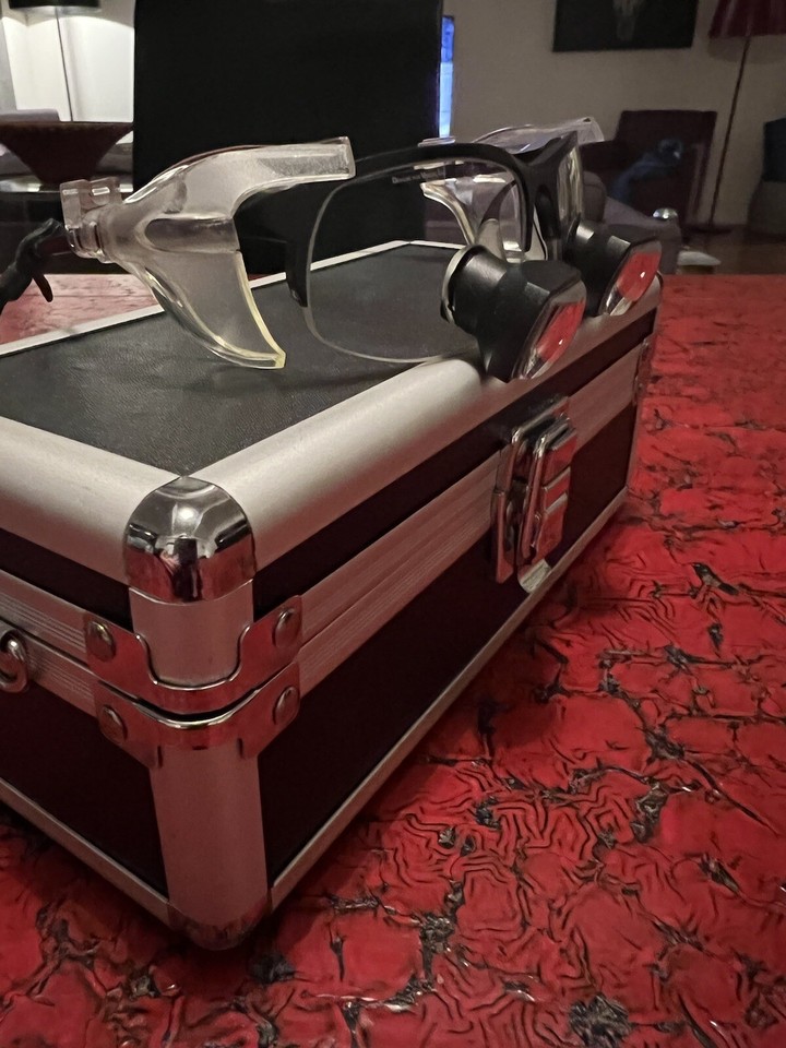 Surgical Loupes Designs for Vision with Skyview frame. 2.5 ...