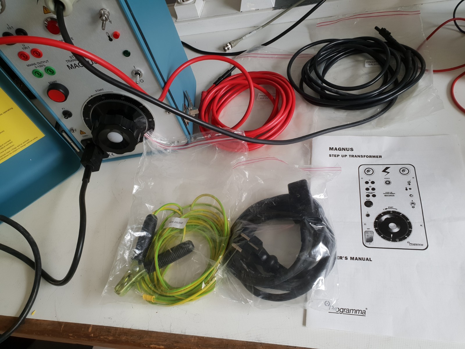 Megger Magnus step up transformer to 2200V 1A 230V version mint ...