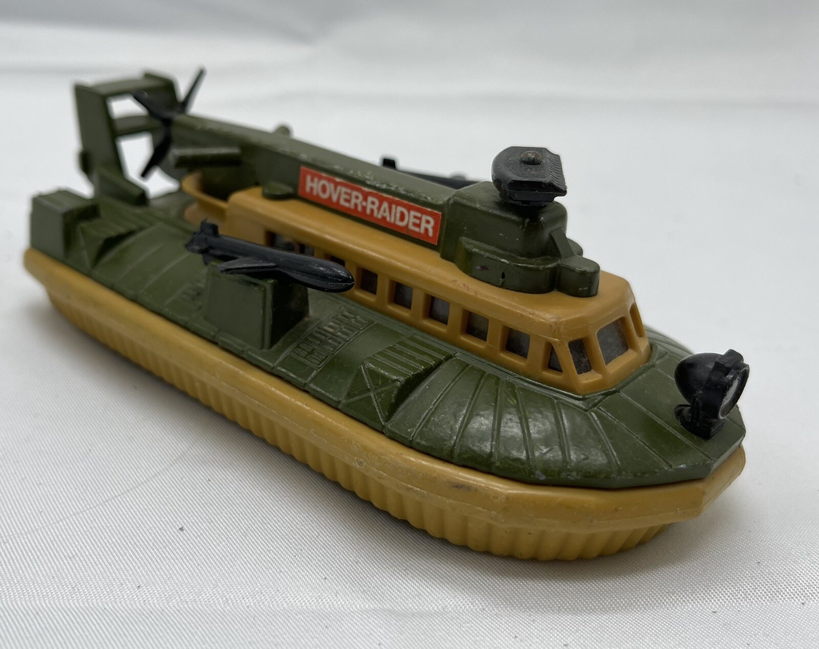 1/135 Scale Saunders-Roe SRN6 Military Hovercraft (Hover-Raider ...