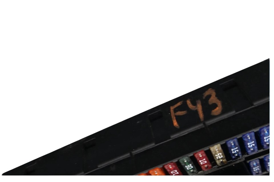 10-12 Land Rover Range Rover L322 HSE Engine Compartment Fuse Relay Box ...