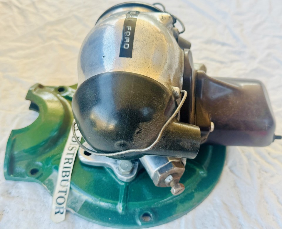 Ford Flathead V-8 Distributor With Mounting Plate – 1937–1941 Vintage ...