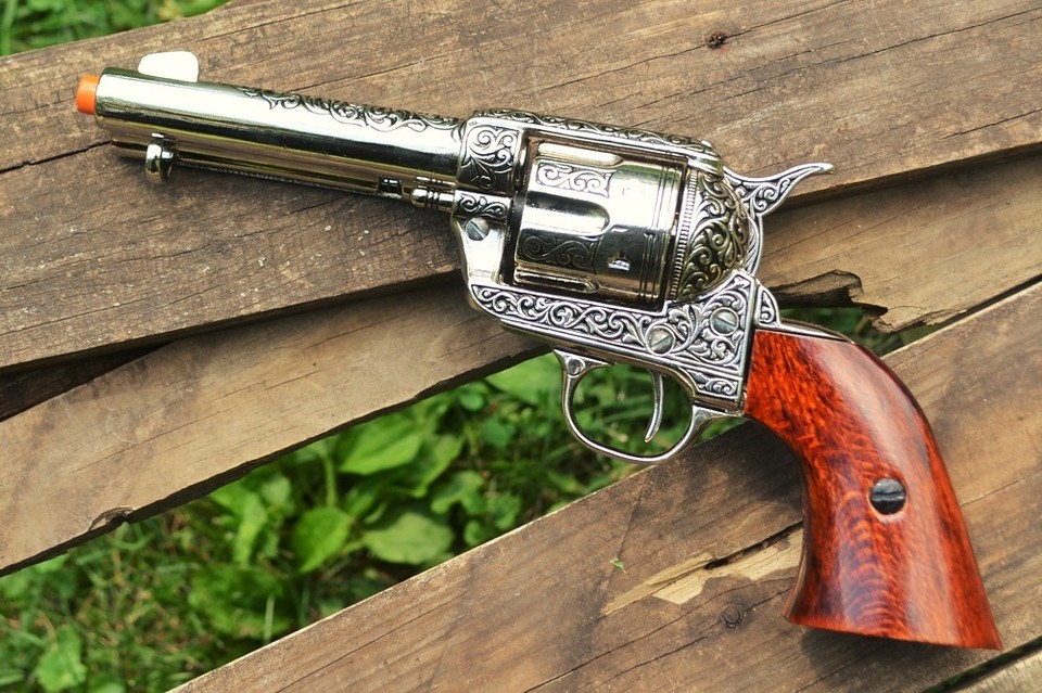 Colt M1873 Fast Draw Revolver - Single Action Army - Non-Firing Denix ...