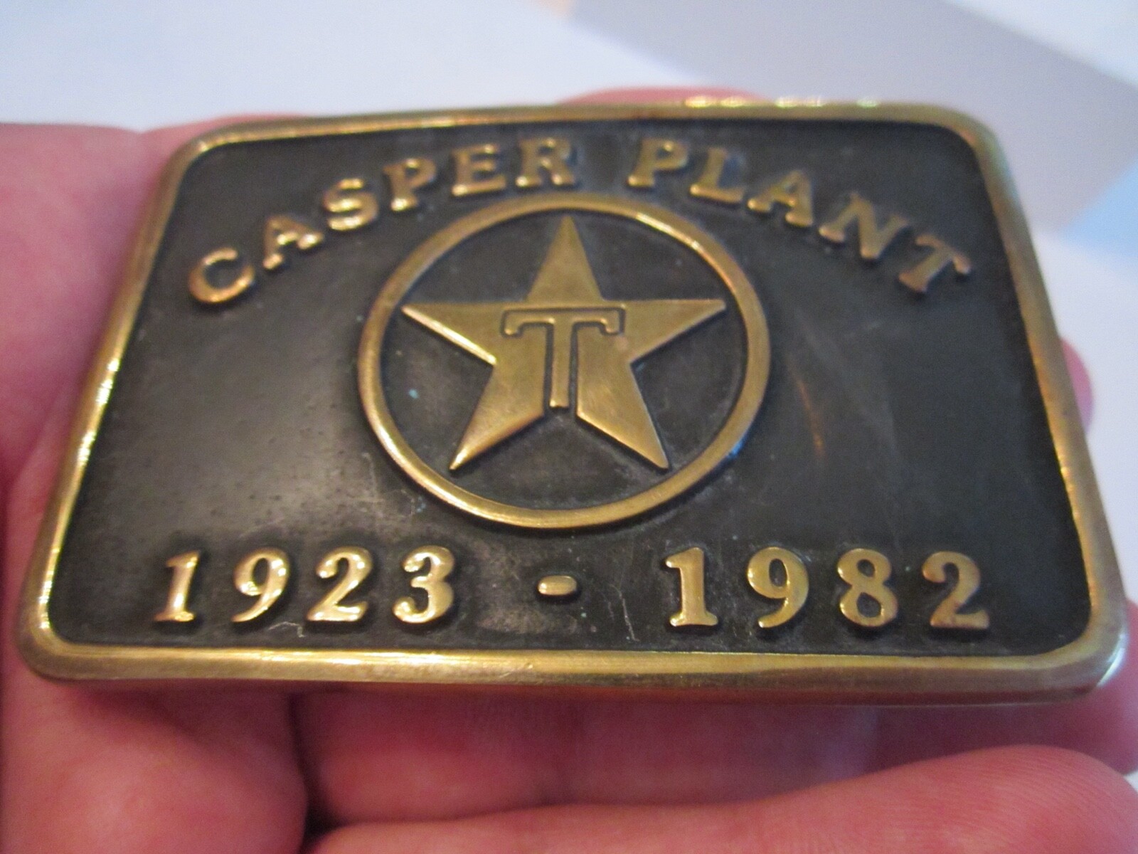 1982 TEXACO CASPER PLANT BELT BUCKLE - 3 1/4" X 2 1/4" - ALL BRASS ...