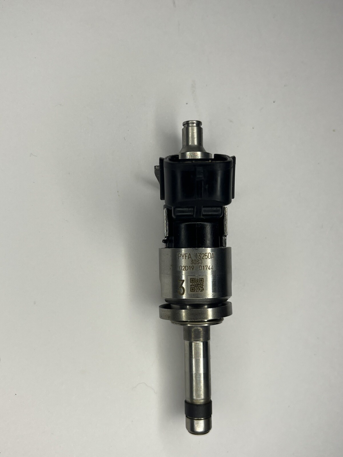 Mazda 2.5L Engine Fuel Injector. PYFA13250A | eBay