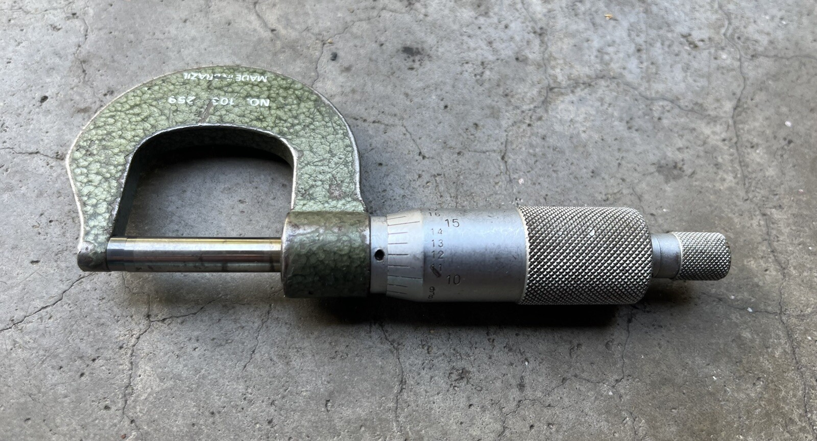 Mitutoyo 0-1" Friction Thimble Micrometer (103-259) Made In Brazil ...
