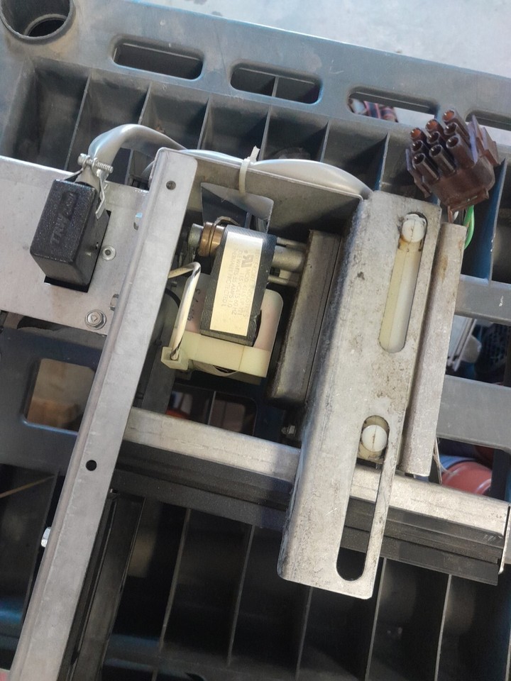 ROWE BILL CHANGER STACKER for a BC-100 coin machine #7669 -#113 | eBay