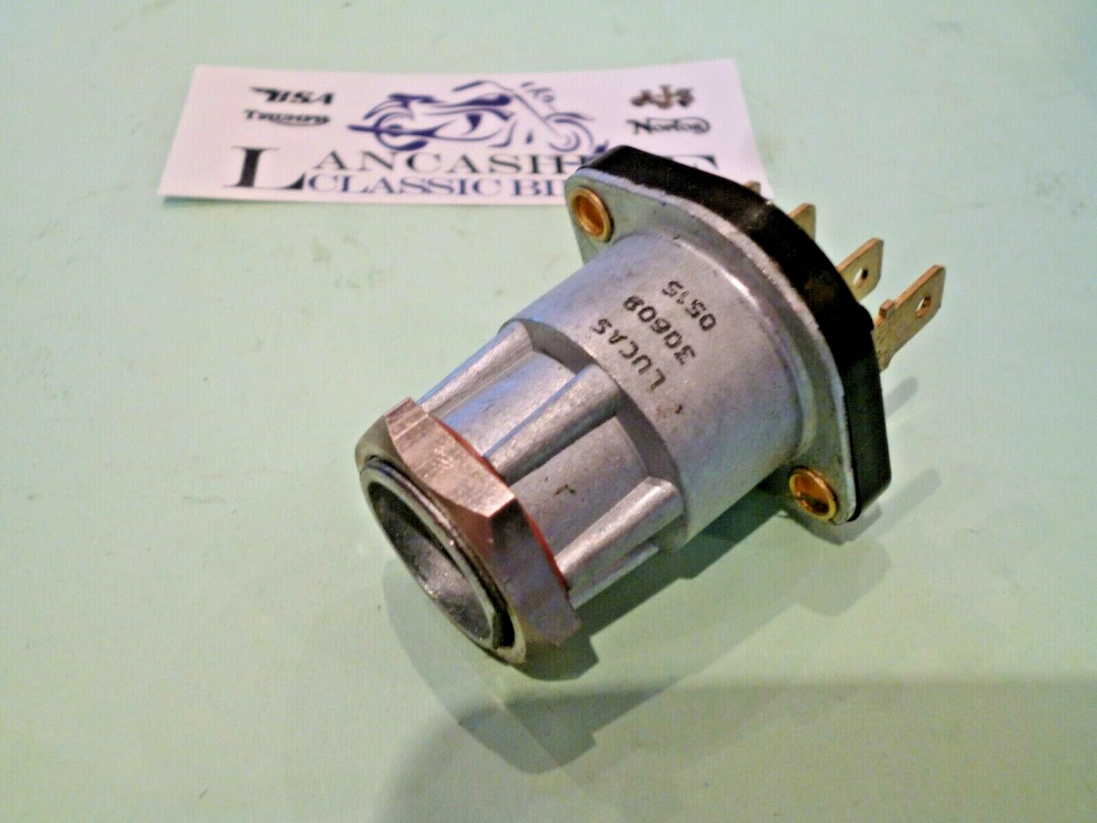 BSA B25 B44 A65 TRIUMPH T100 T120 TR6 LUCAS IGNITION SWITCH & KEYS ...
