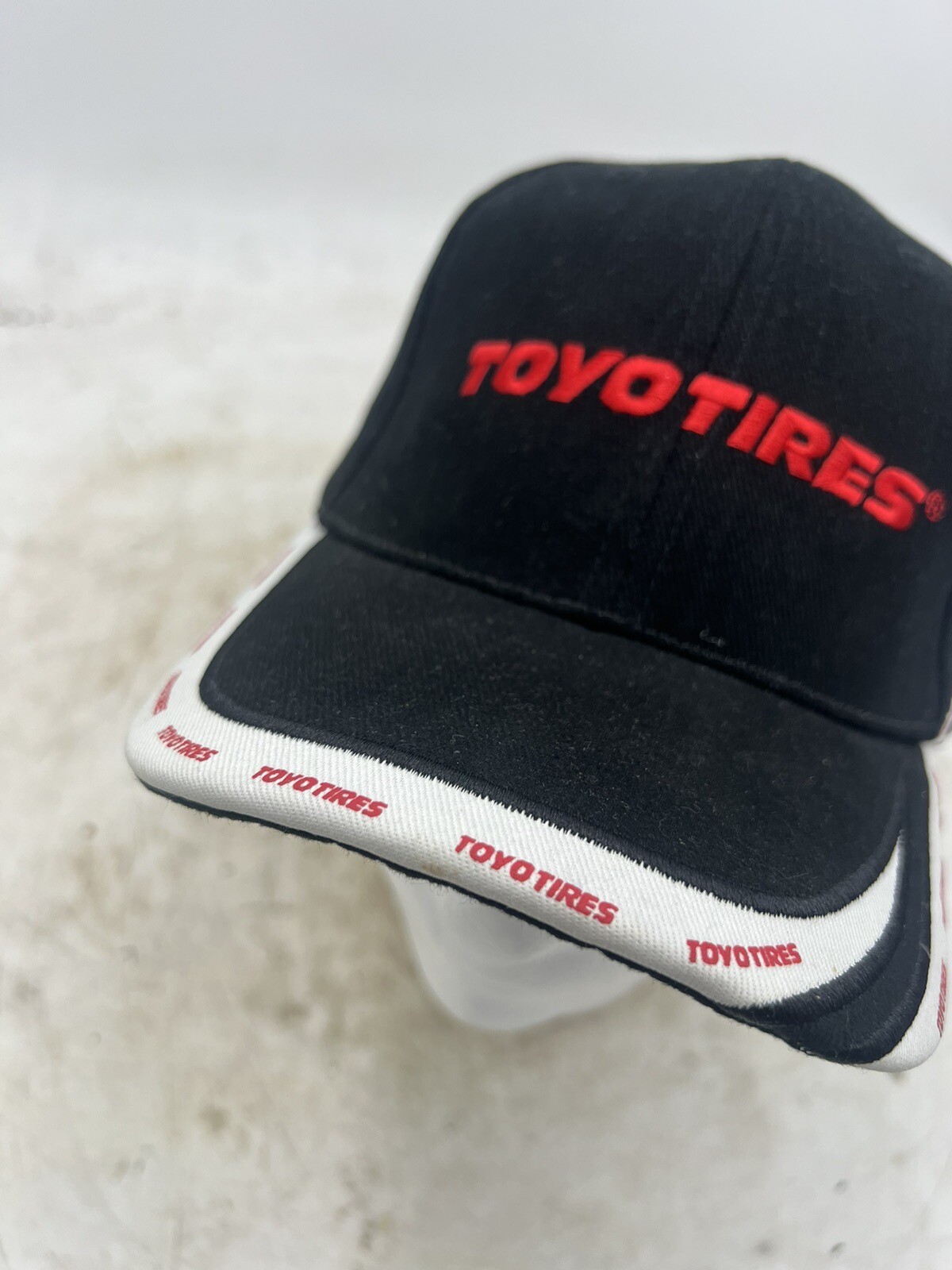 TOYO Tires Mens Black Red Ball Cap Hat Snapback - Gem