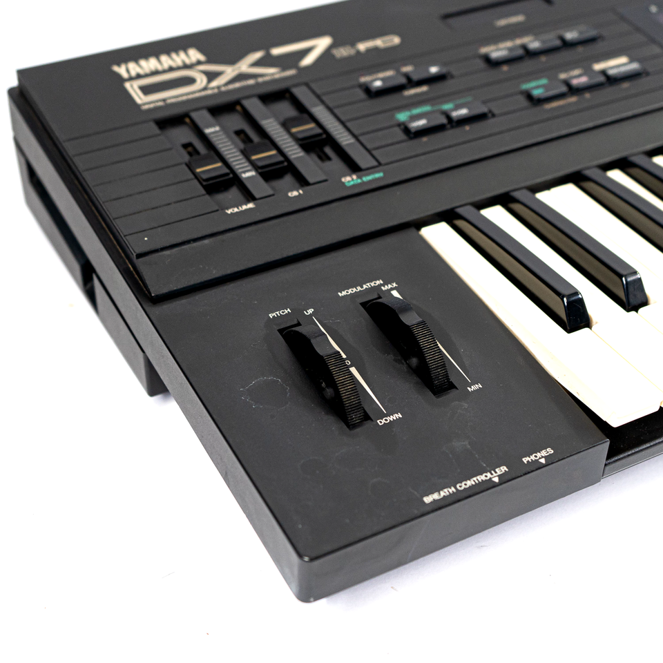 Yamaha DX7 II FD - Retro Synth Magic with Iconic Sounds | eBay
