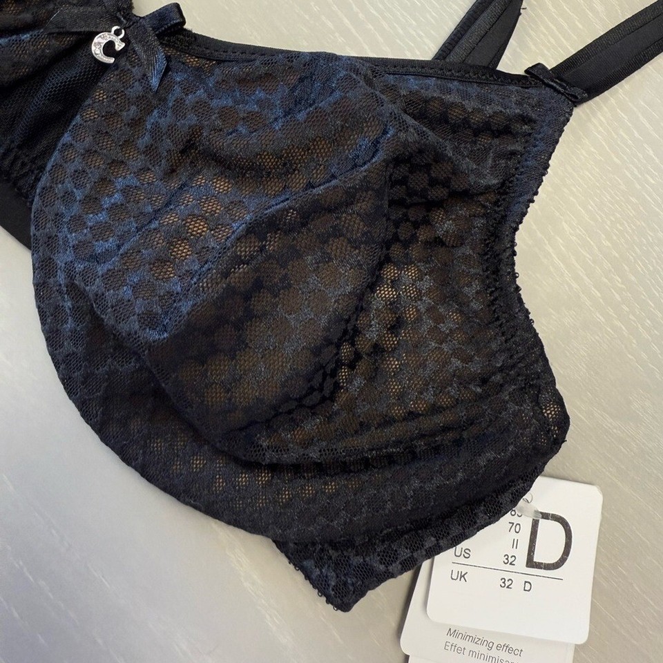 Chantelle Women Size 32D New Black Minimizing effect underwire Bra | eBay