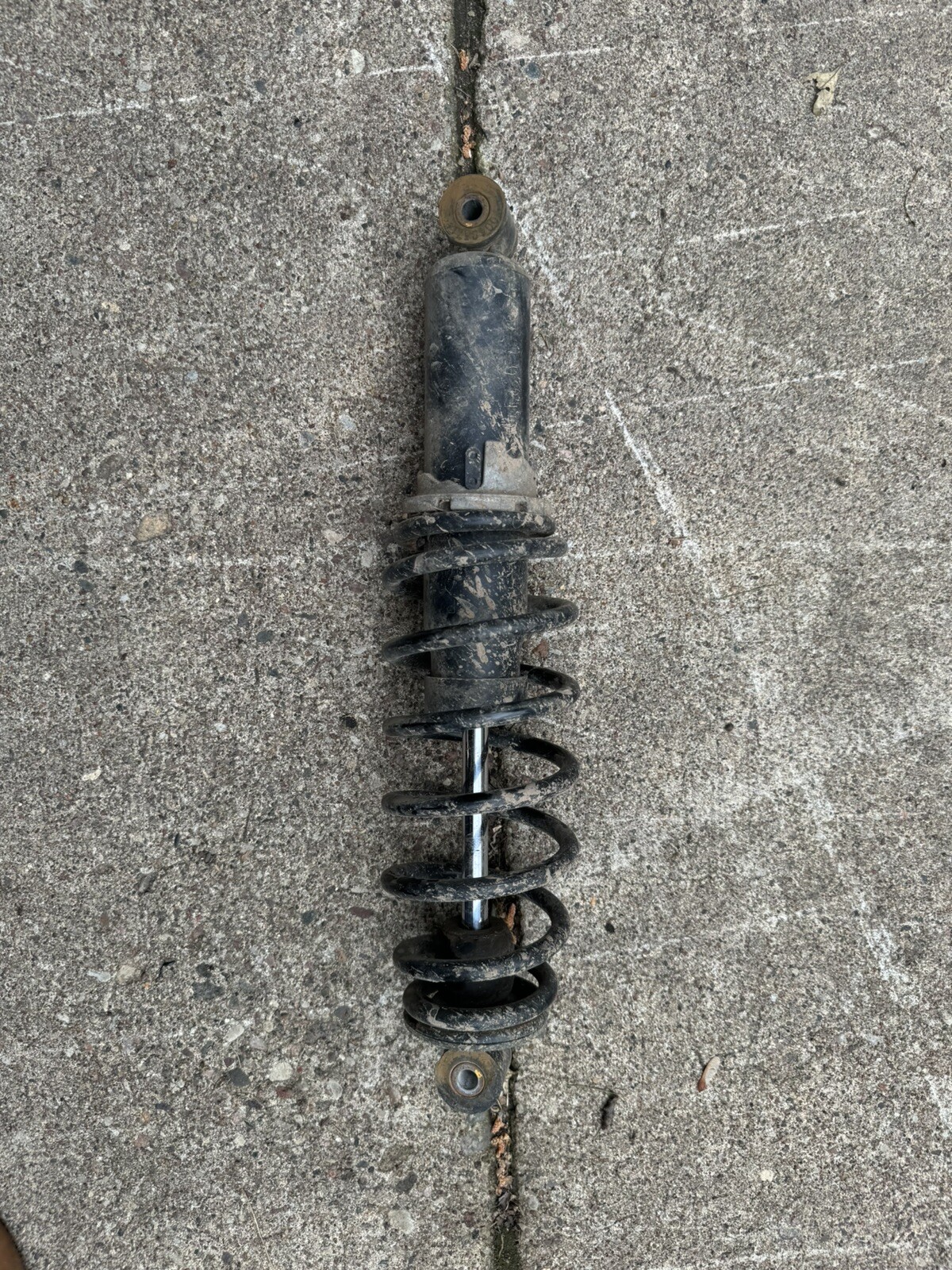 Polaris Sportsman 400 450 500 570 600 700 800 Rear Shock 7043100 | eBay