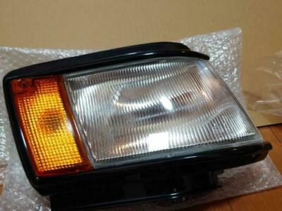 Toyota Genuine COROLLA LEVIN AE86 Corner Lens & Body RH 81611-12290 OEM ...