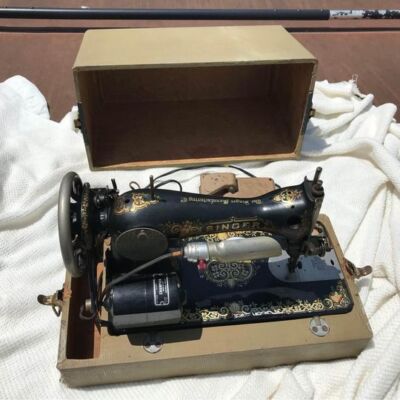 Sewing Machines - Howe Sewing Machine