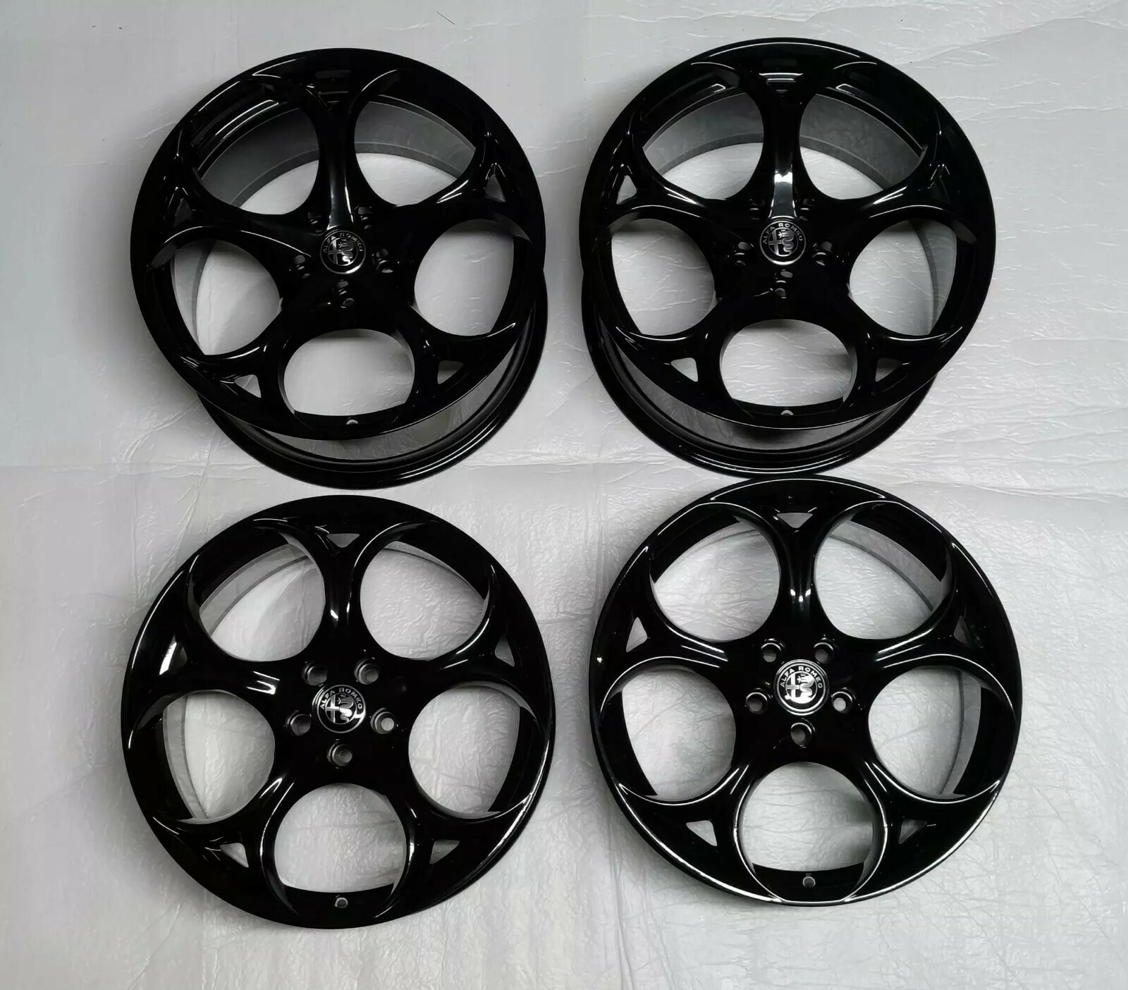 19" Alfa Romeo Giulia QV Quadrifoglio rims Complete set X4 Gloss Black ...