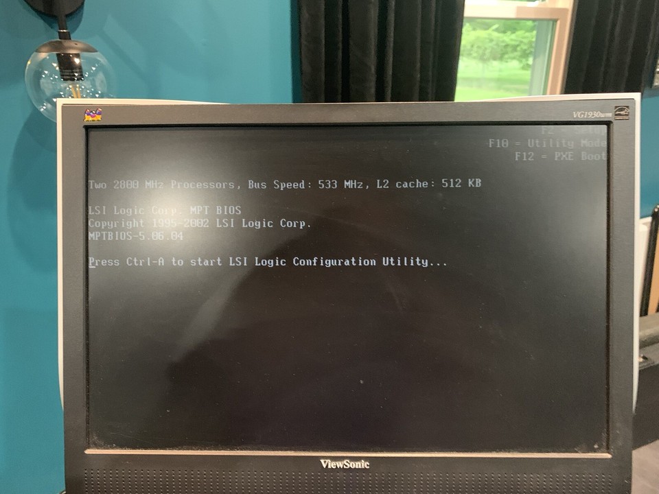 DELL POWEREDGE 1600SC SERVER. POWERS ON, NOT FULLY TESTED, (but likely ...
