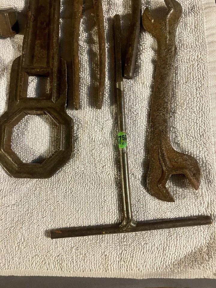 Lot of 14 Antique / Vintage Wrenches & Farm Tool lot Collectible Or ...