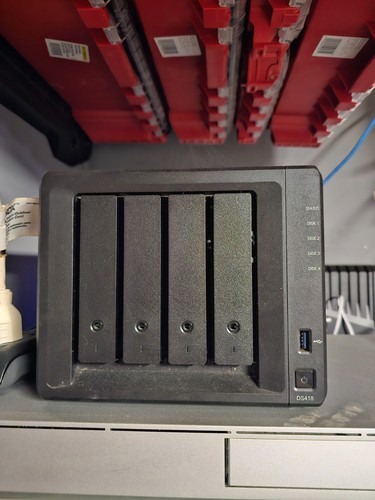 Synology DiskStation DS418 4-Bay NAS (with 4 2TB Western Digital NAS ...