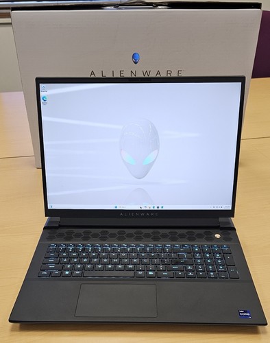 Alienware m18 r2 - 18" FHD+, i9-14900HX, 64GB, 2TB SSD, RTX 4080, 11 ...