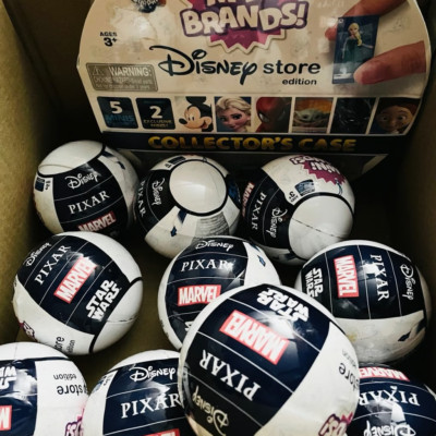 Mini Brands Disney Store Toy Collectables Display Case & 10 Toy Pods ...