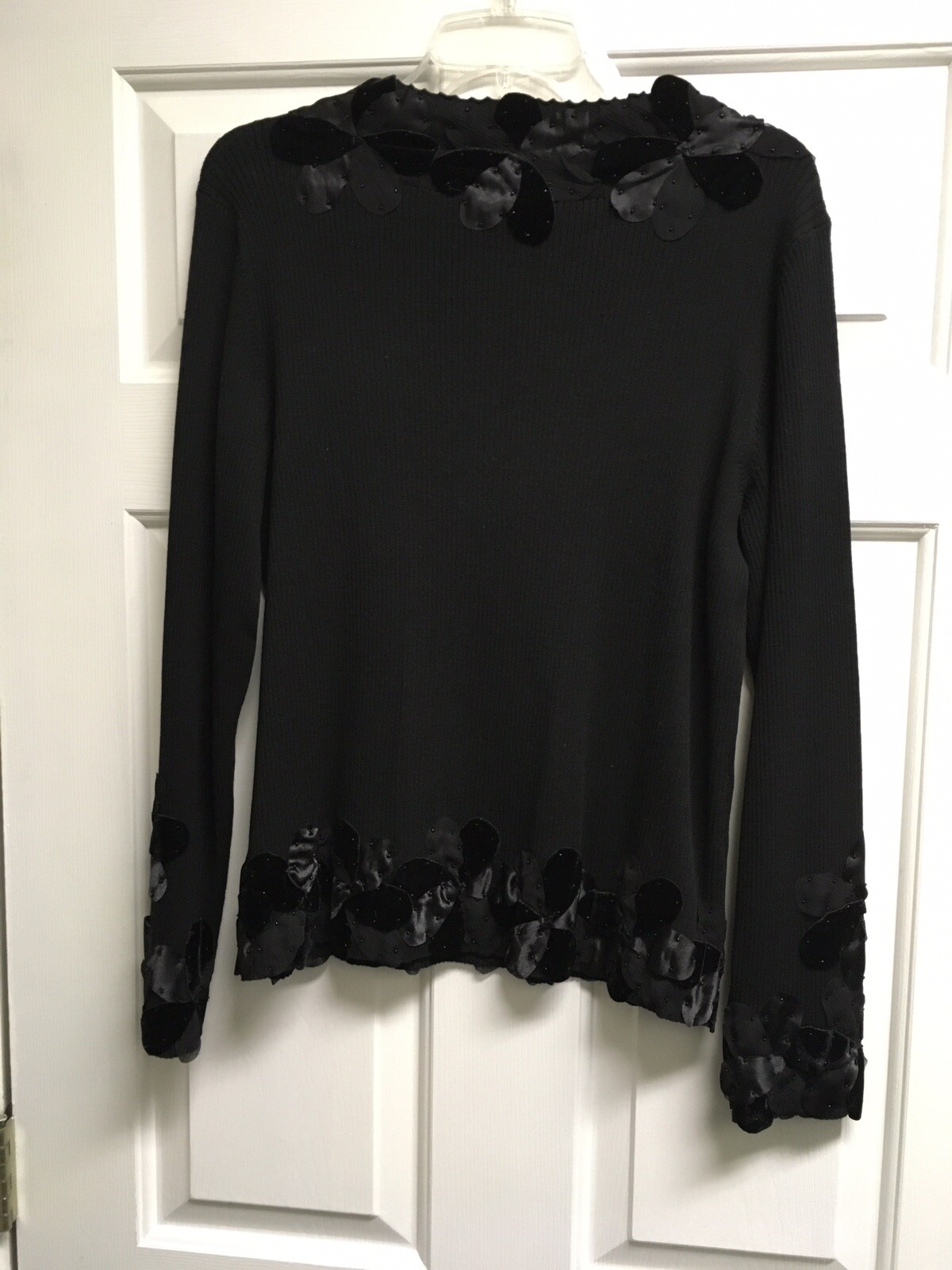 Peter Nygard Collection Black Velvet Petal Ribbed Beaded Sweater Large ...