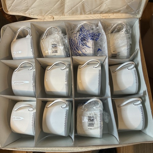 Lot Of 12 - VERA WANG WEDGWOOD Grosgrain Platinum Accent Bone 6 oz Tea ...