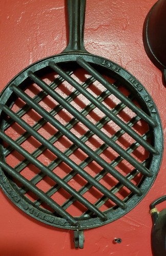 Cast Iron Russell's Hinged Double Broiler | eBay