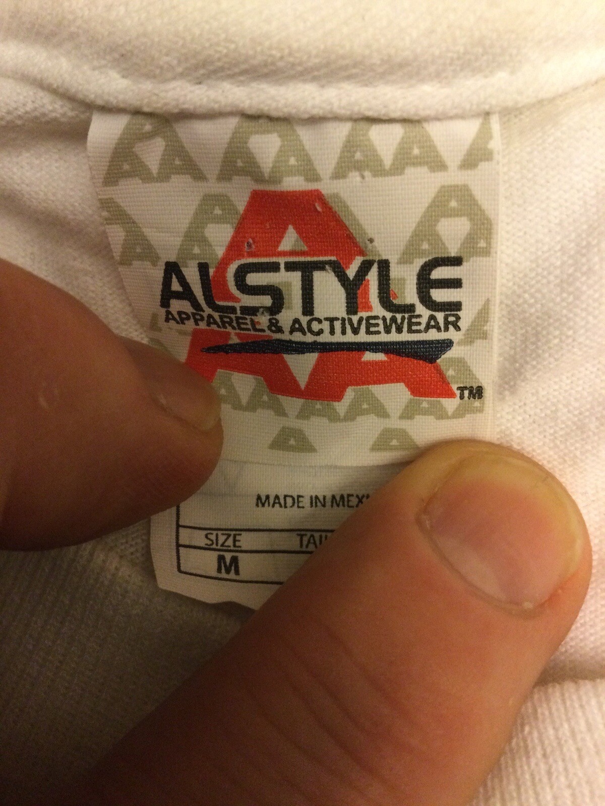 Carrie Underwood -“Play On Tour” - 2010 White Shirt -… - Gem