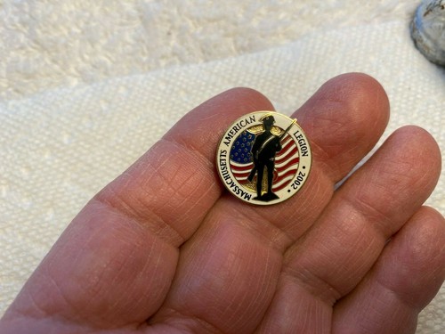 Minuteman MA Pinback, American Legion, 2002, United States Flag ...