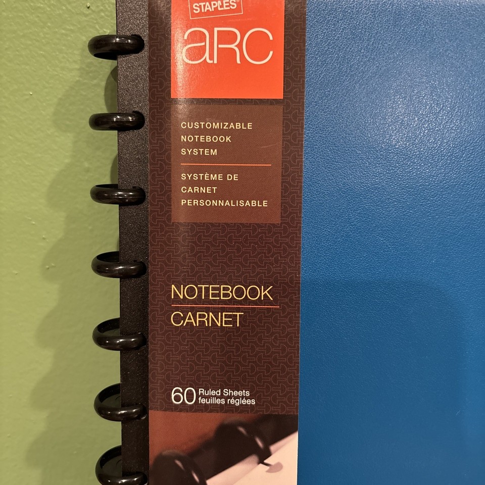 Staples ARC Notebook System Blue Leather 5.5” X 8.5” + 12 Discs/50 ...