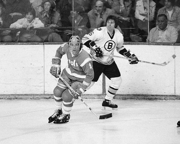 Wayne Merrick Of The California Golden 1970s ICE HOCKEY OLD PHOTO | eBay