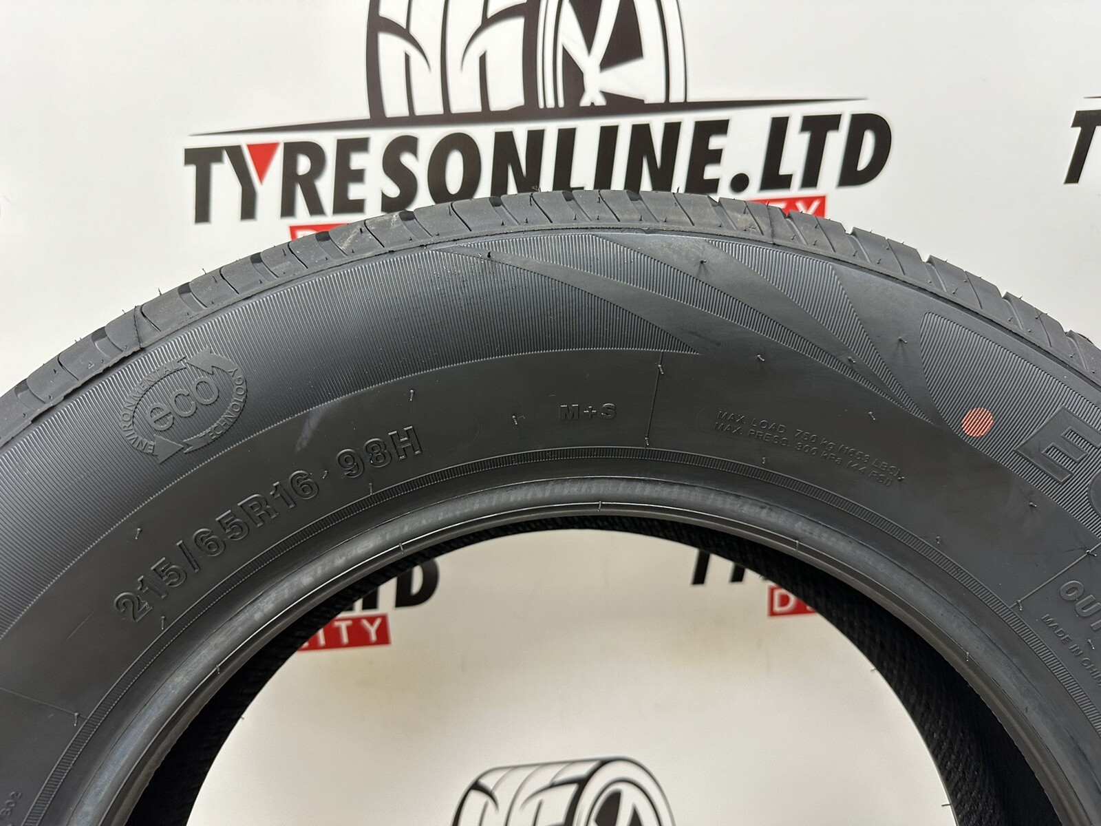 4 X 215 65 16 SONIX 215/65R16 98H BRAND NEW HIGH PERFORMANCE 2156516 ...