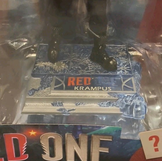 Krampus Red One Movie Maniacs 6” Horror Figure + Bonus Mini Poster ...