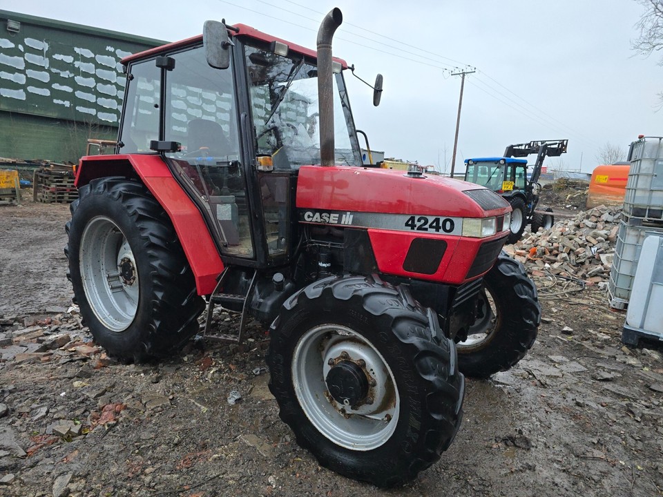 Case 4240 4x4 tractor loader Available 100hp 07882703460 clean & tidy ...