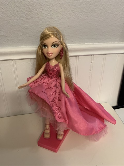 Bratz Holiday Trinity Doll Collector Edition Series 2 for sale online ...